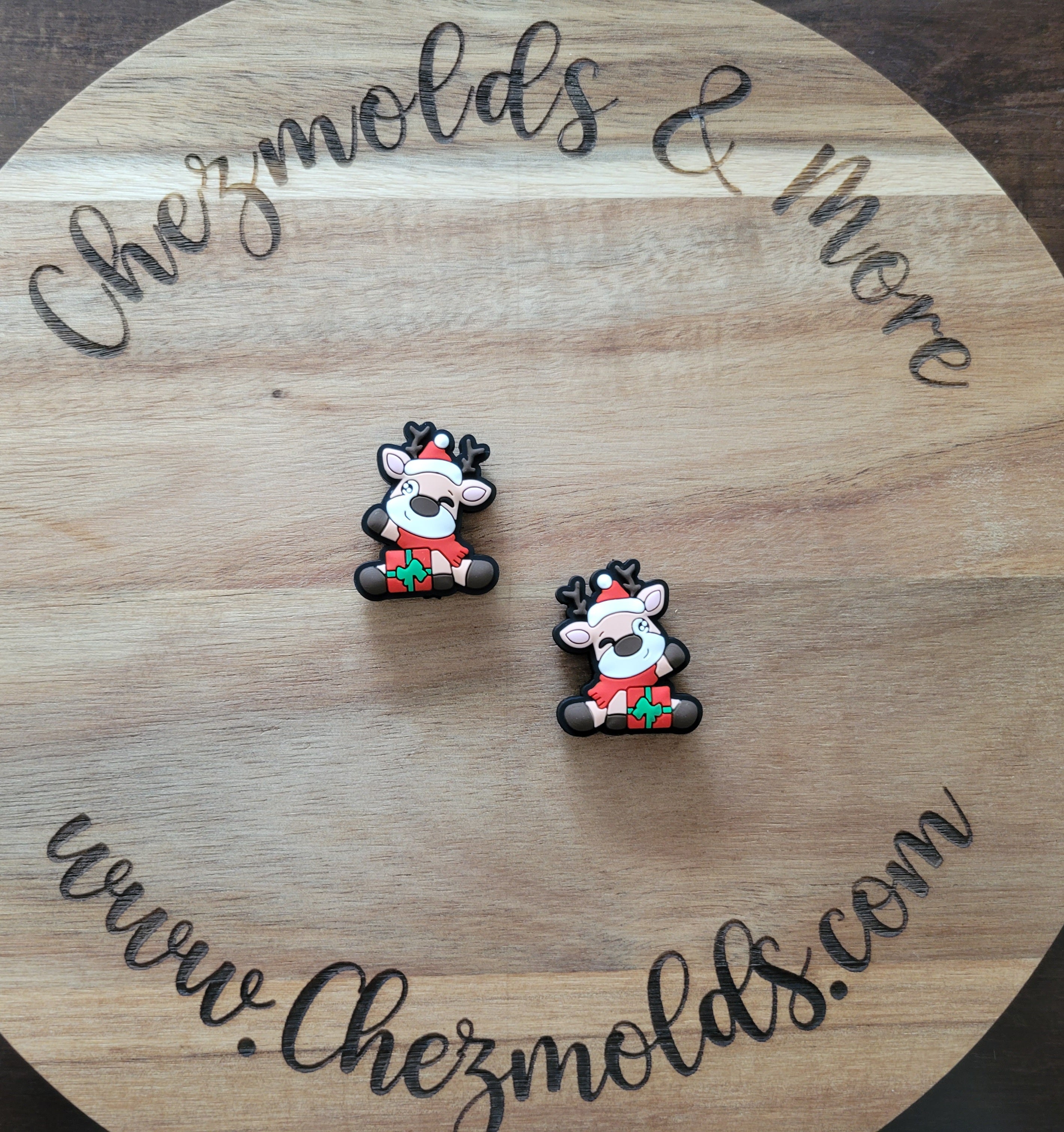 Winking reindeer- Silicone focal Bead – ChezMolds & More