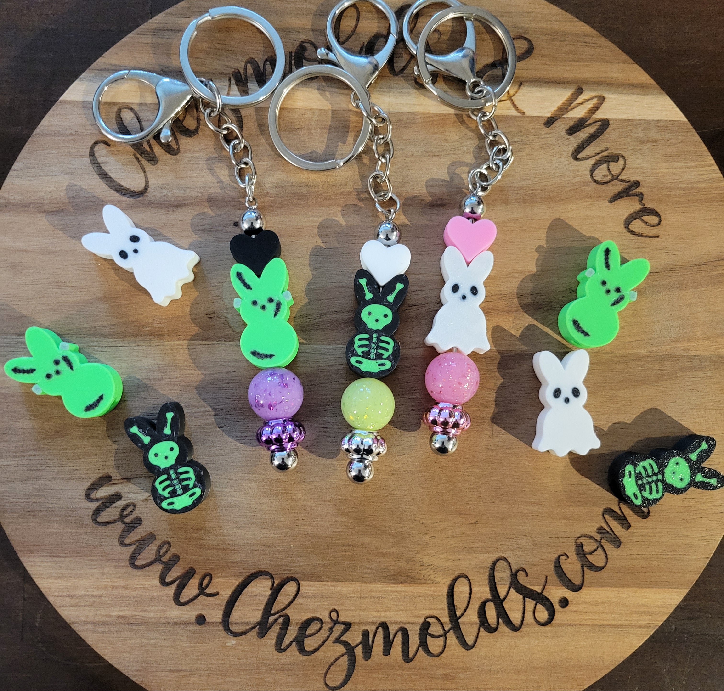 CE 3d printed focal bead -spooky peeps – ChezMolds & More