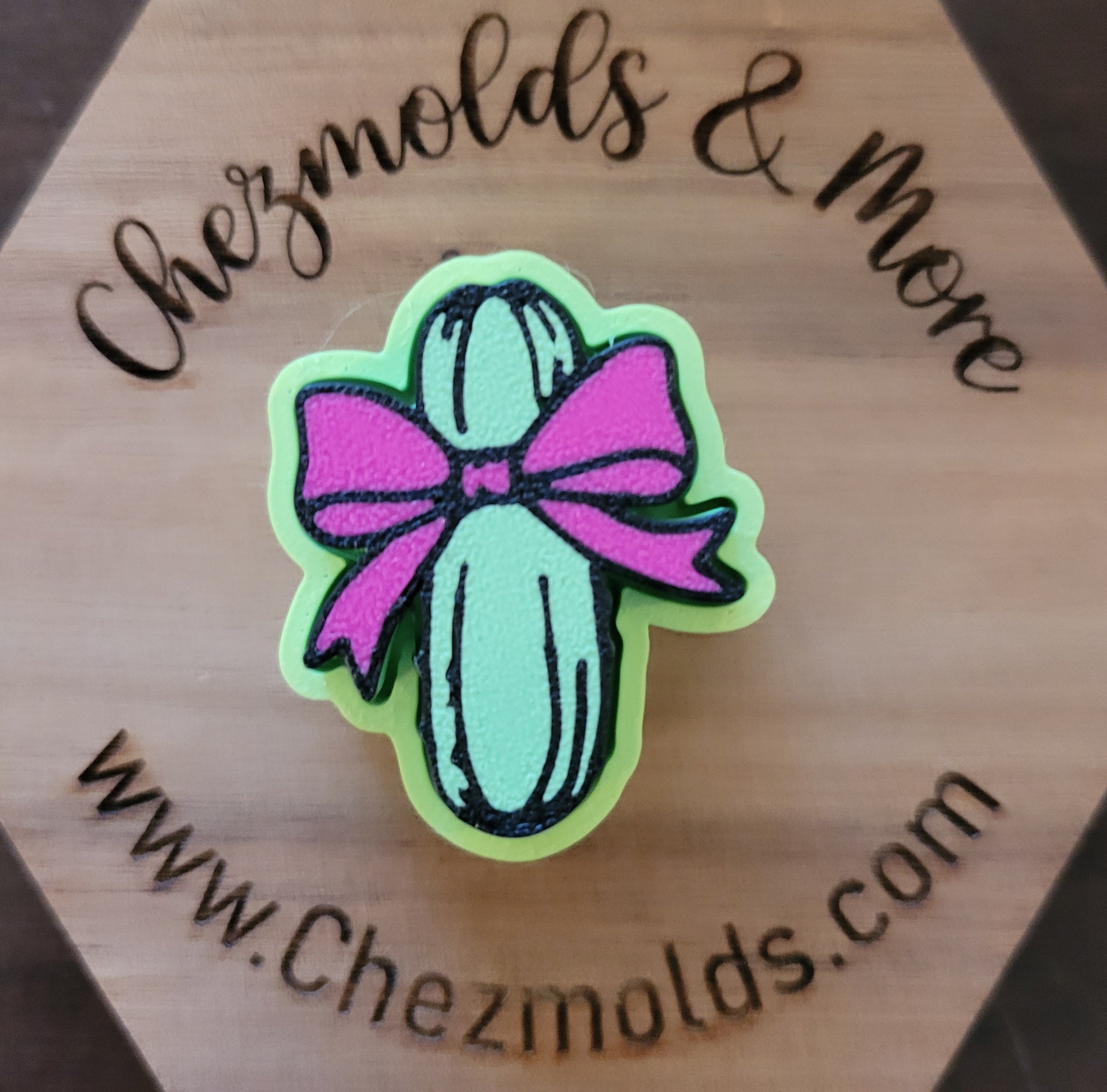 CE 3d printed fidget clicker- with keychain hole -pickle bow ...