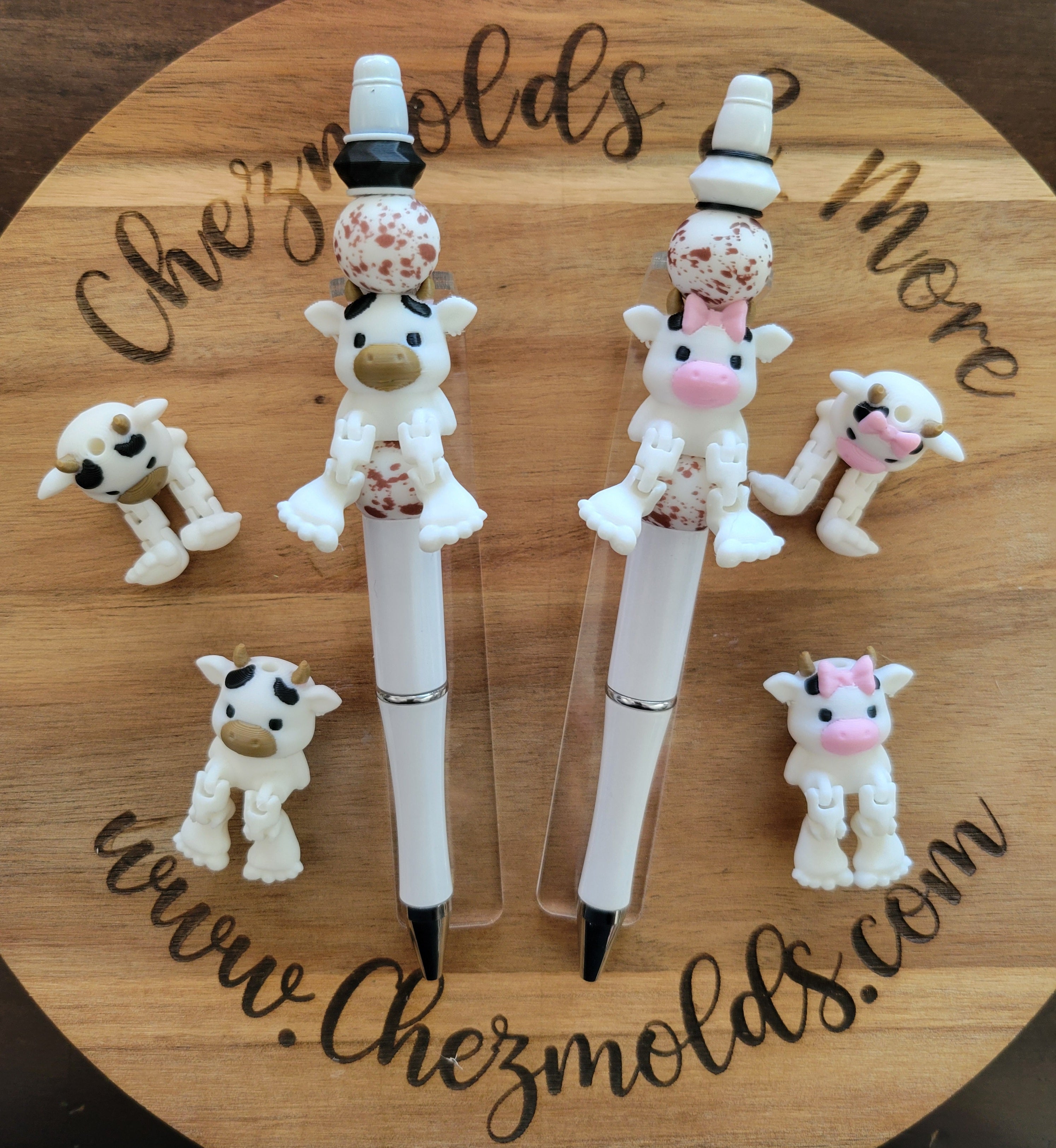 CE 3d printed focal Bead- Cutie cow kicker- flexy feet – ChezMolds & More
