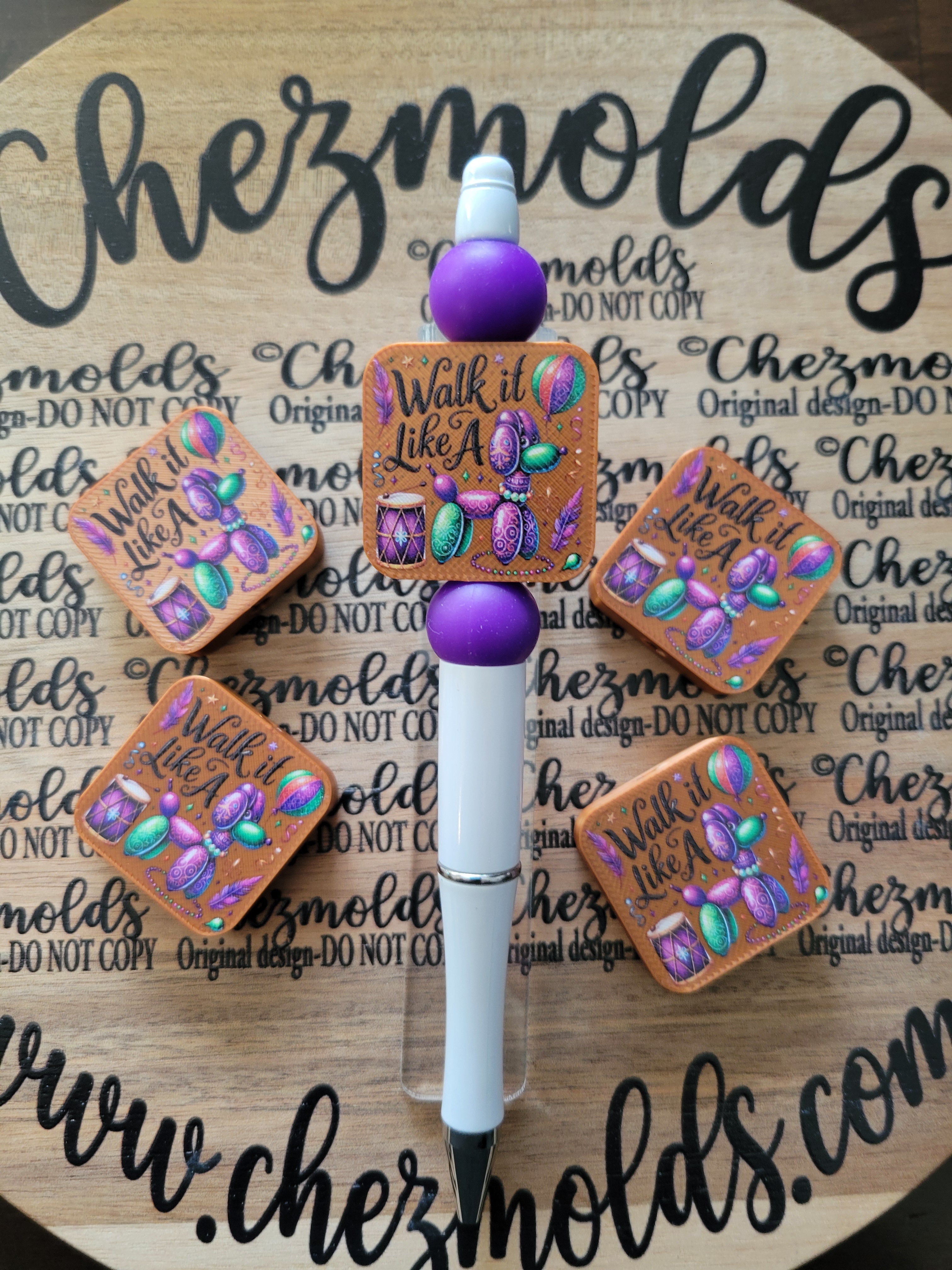 CE 3d printed focal Bead-walk it like a dog mardi – ChezMolds & More