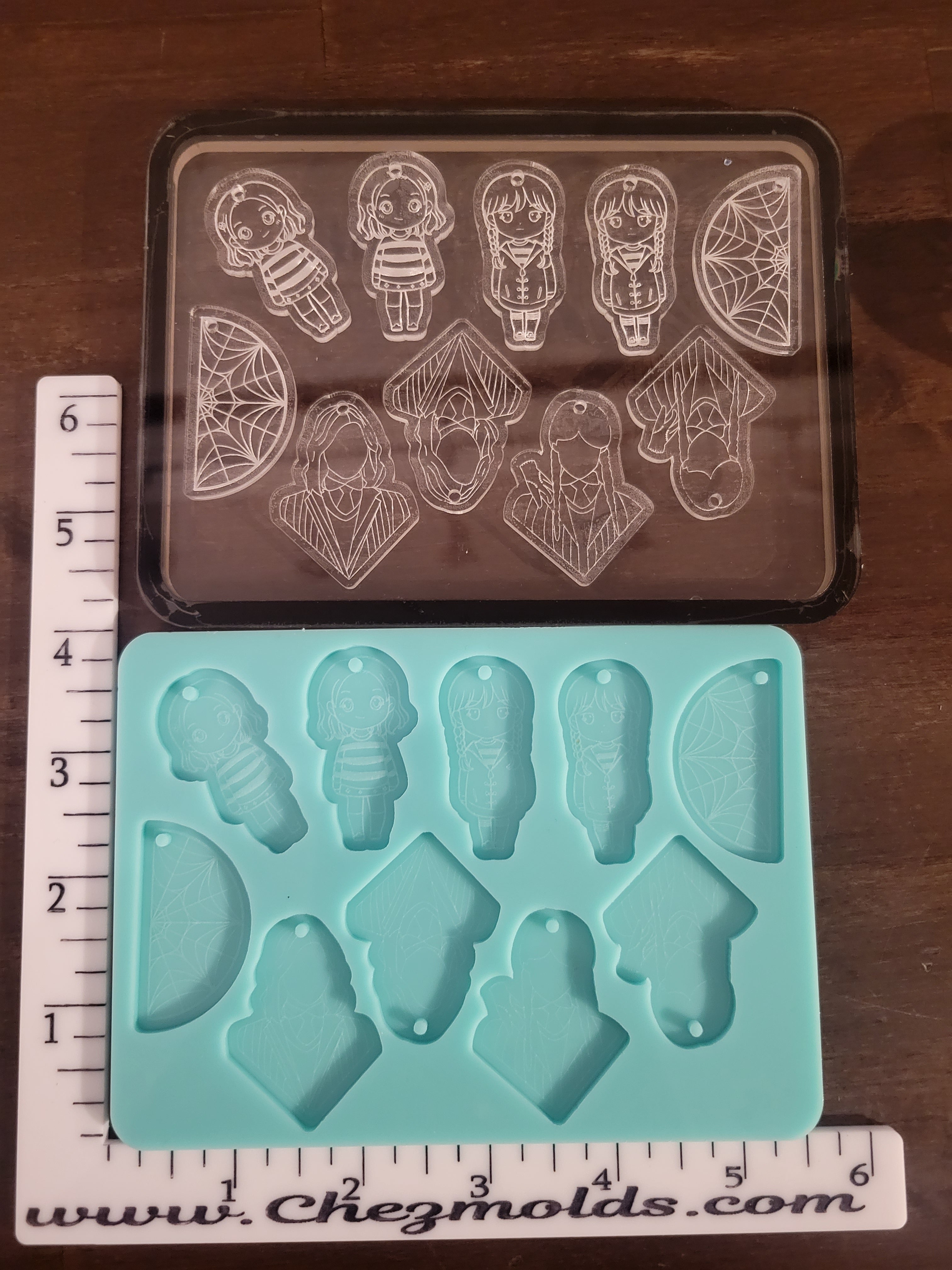 Wednesday earring pallet – ChezMolds & More